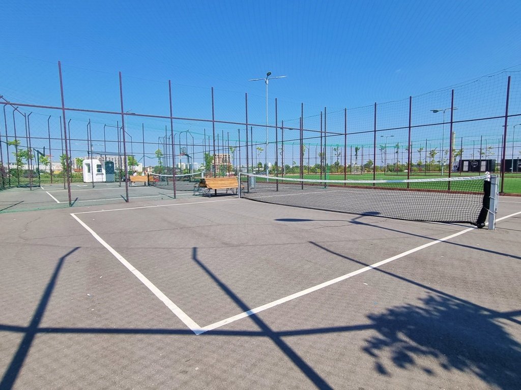 Cum arată Parcul Teilor, cel mai mare parc din București amenajat după ...